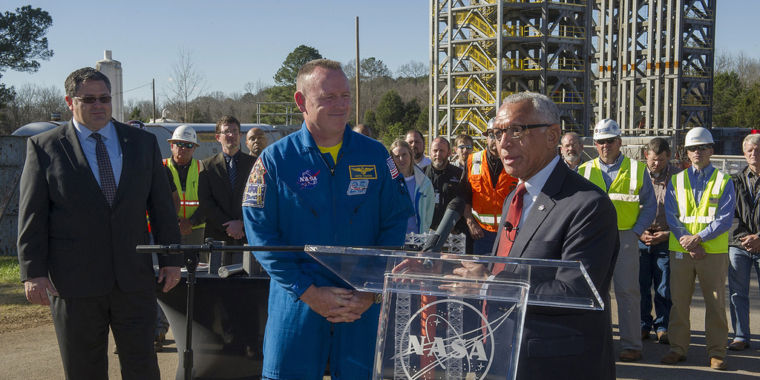 NASA inspector questions why agency built rocket test stands in Alabama ...