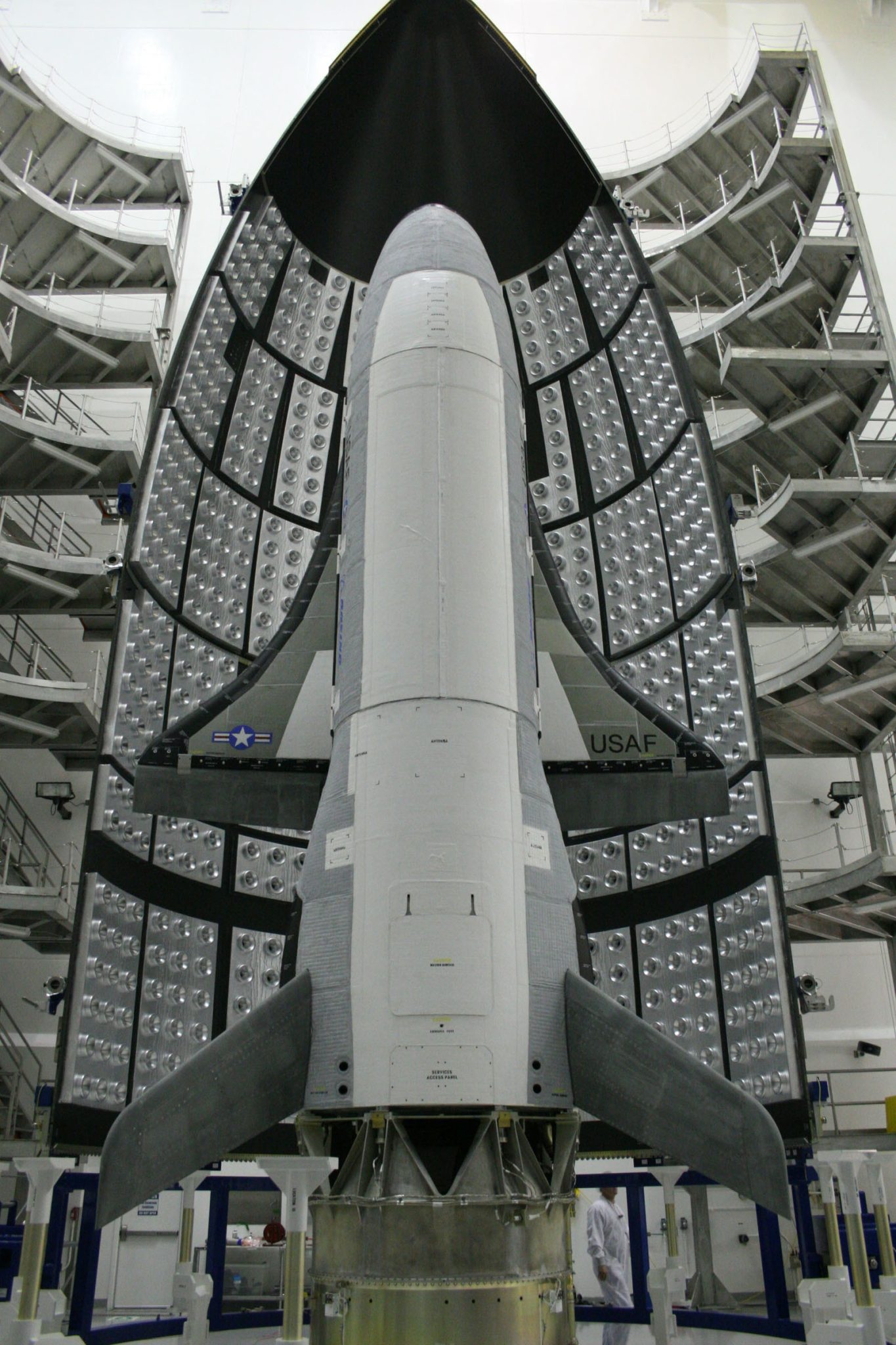 A secretive space plane is set to launch and test quantum navigation ...