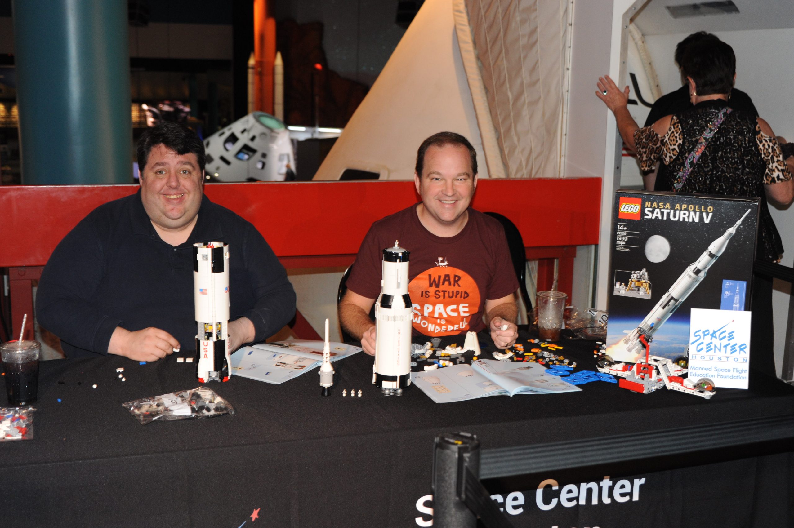 Yes, that LEGO Saturn V set is everything you hope it’s going to be ...