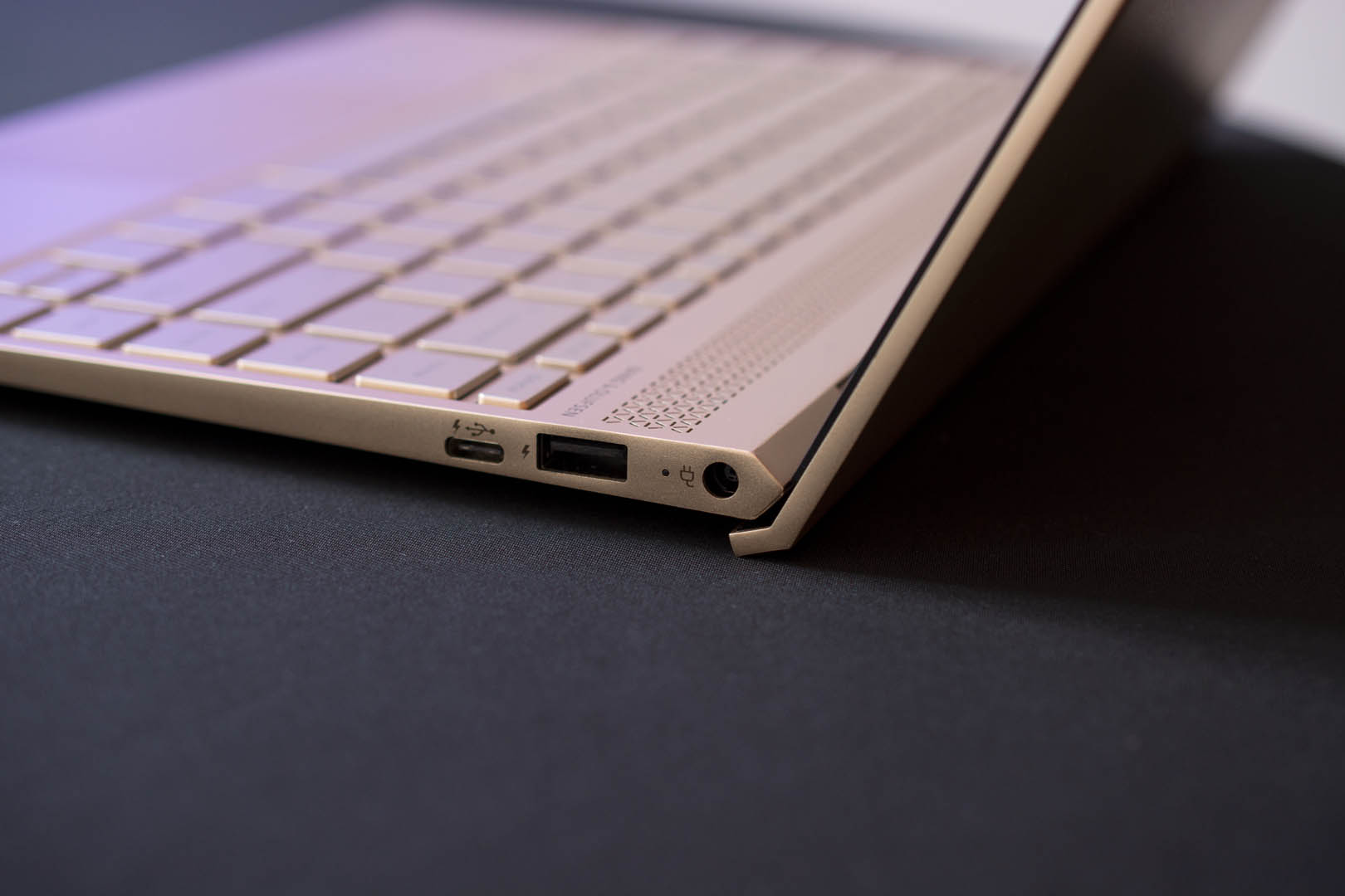 HP gives Envy laptops an edgier look, updates Spectre x2 with Kaby Lake ...