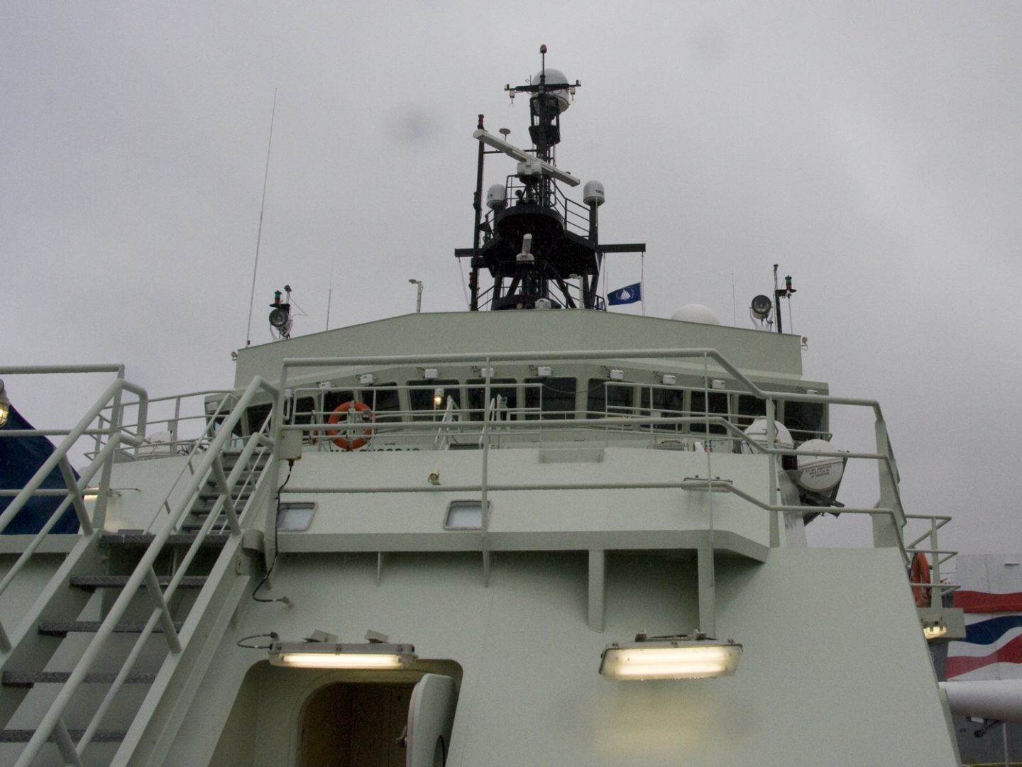 Stepping on Neil Armstrong: Ars visits the Navy’s newest research ...