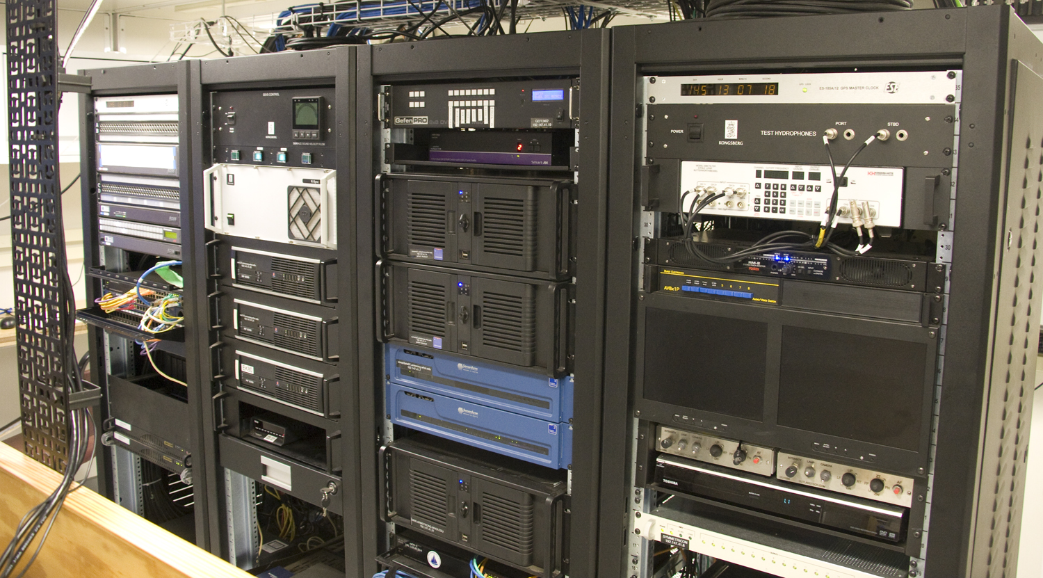 Stepping on Neil Armstrong: Ars visits the Navy’s newest research ...