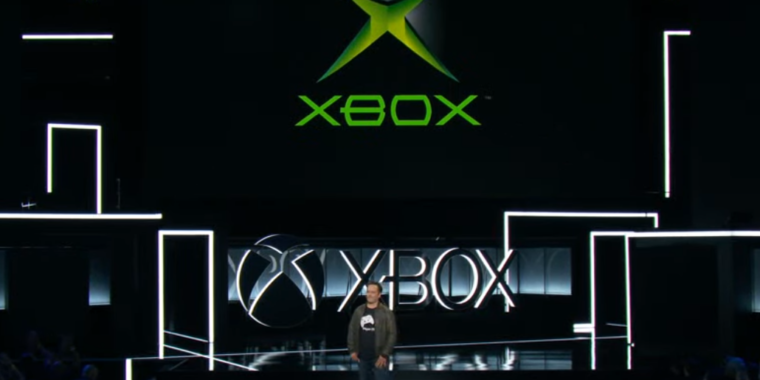 Xbox expanding backwards compatibility program to original Xbox games ...