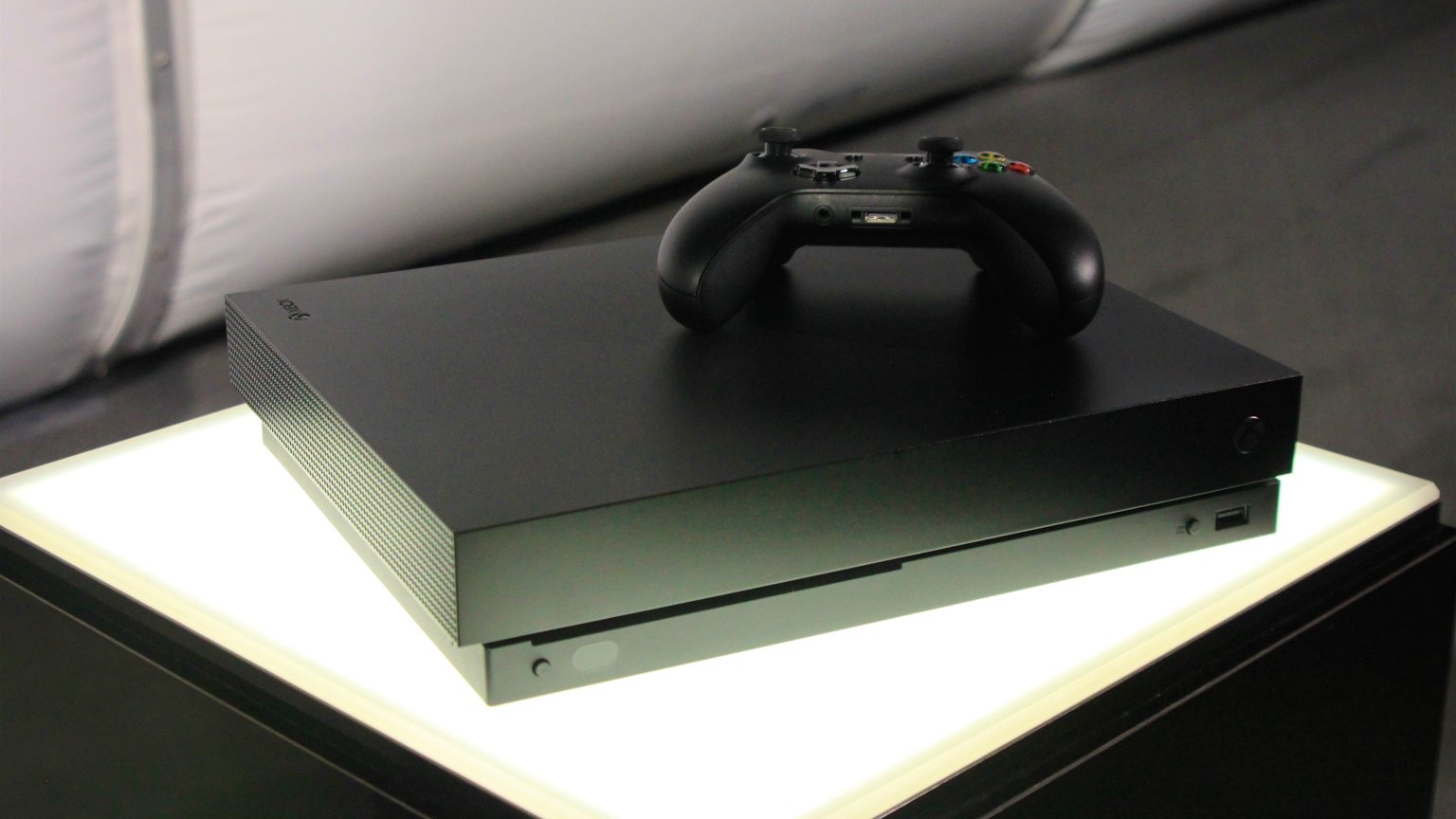 Microsoft’s Spencer: Xbox One X is not the console “most people will ...