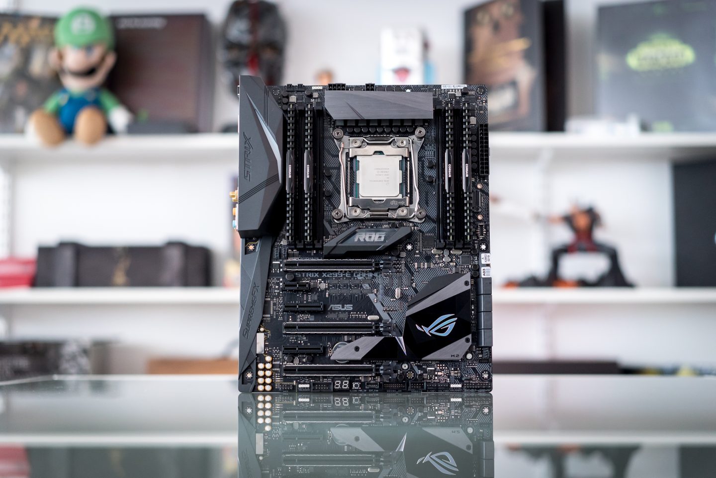 Intel Core i9-7900X review: The fastest chip in the world, but too darn ...