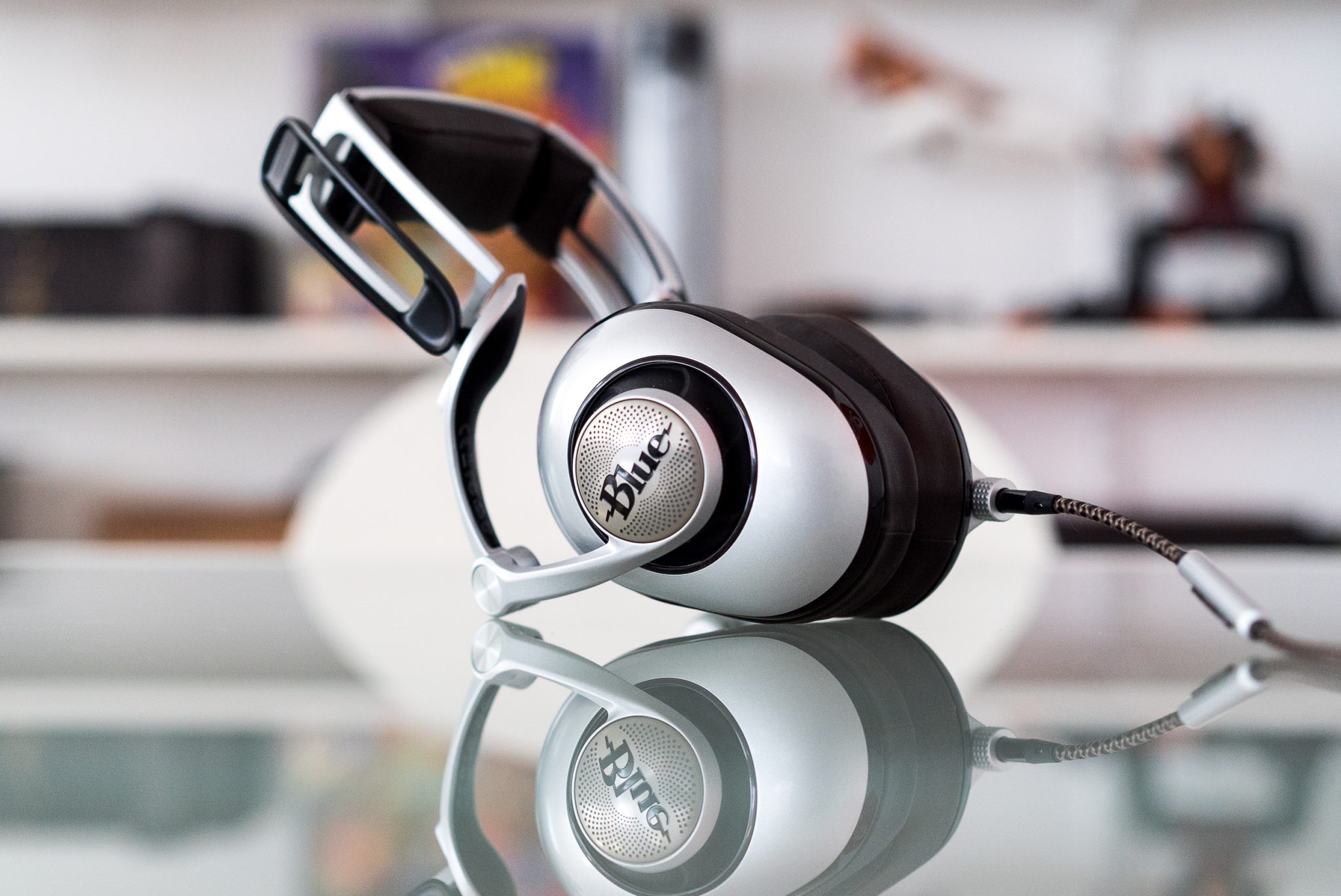 Blue Ella review: Planar magnetic tech sounds great, but costs too much ...