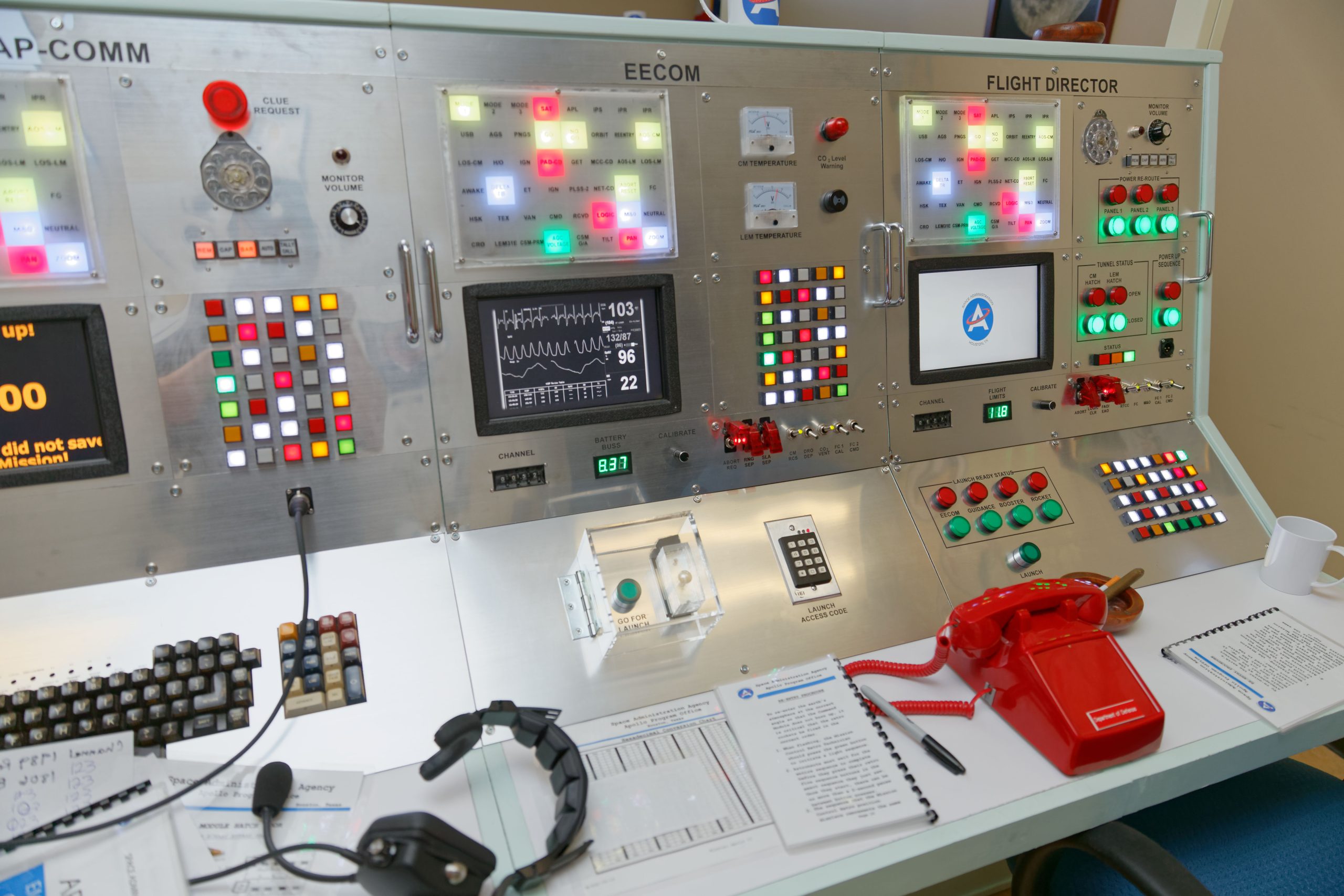 Apollo 13 escape room at Houston Escape Hunt is absolutely delightful ...