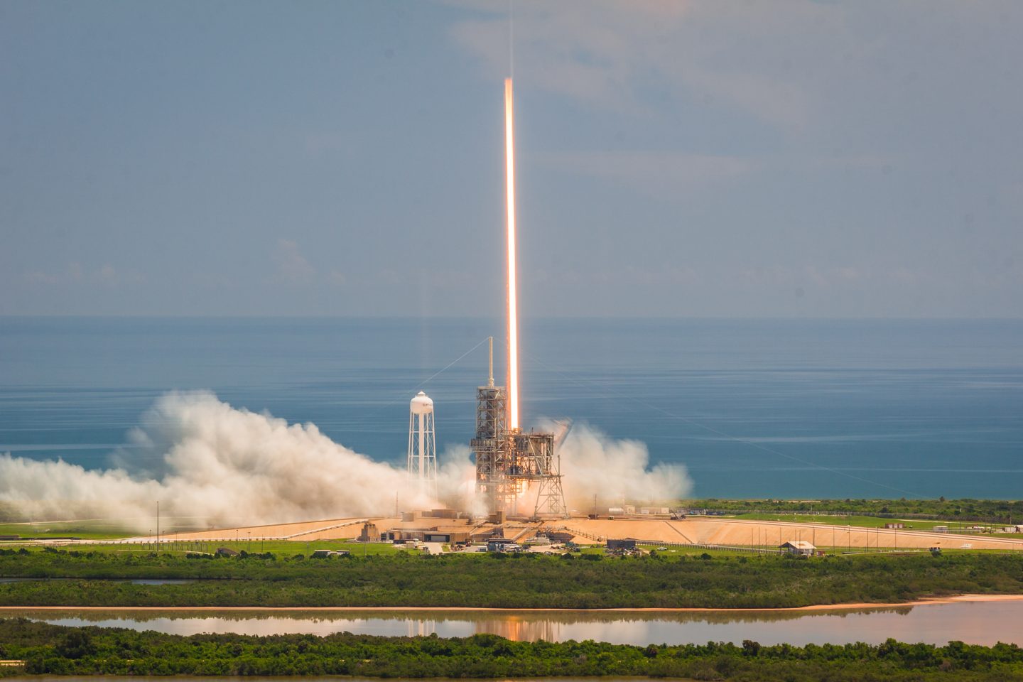 These launch photos of Monday’s SpaceX flight are pretty amazing - Ars ...