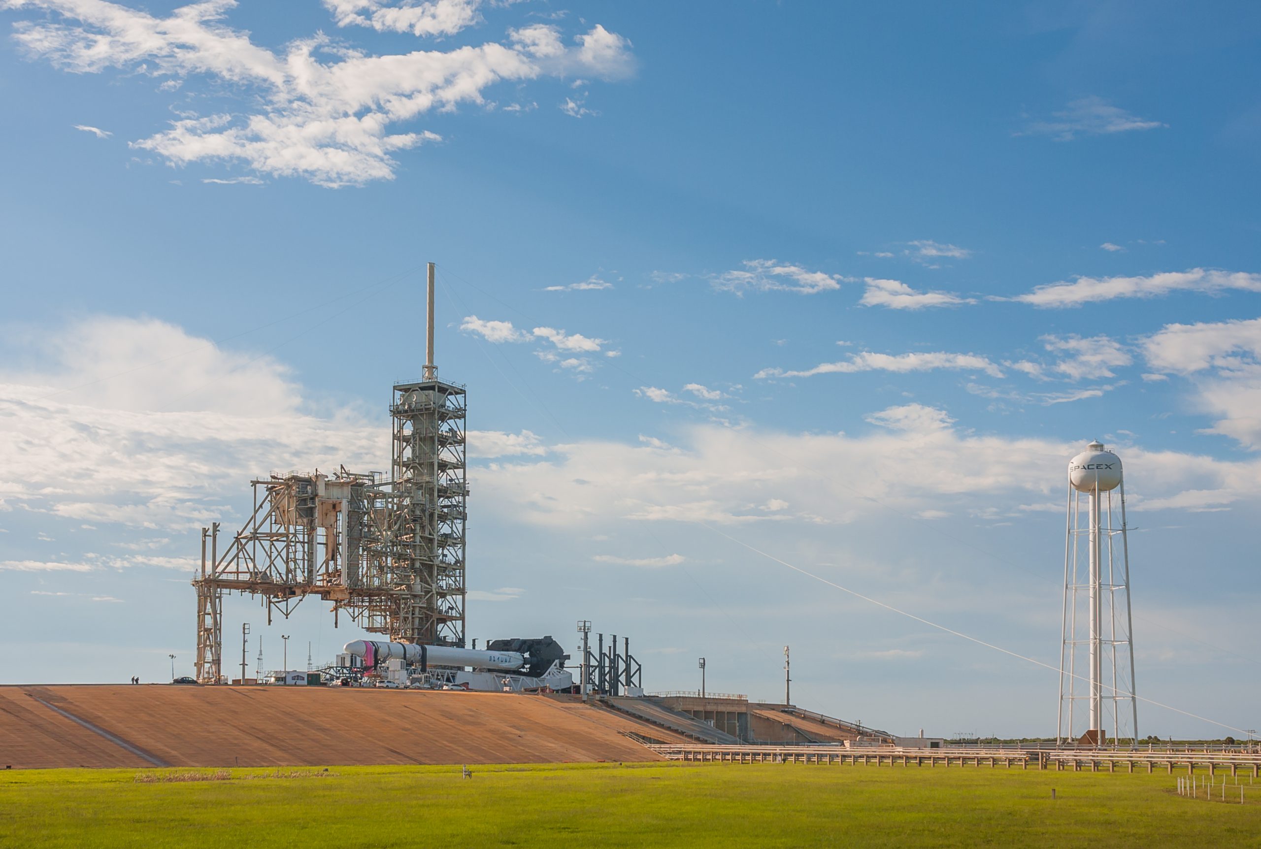 After a month off, SpaceX makes a triumphant return to flight [Updated ...