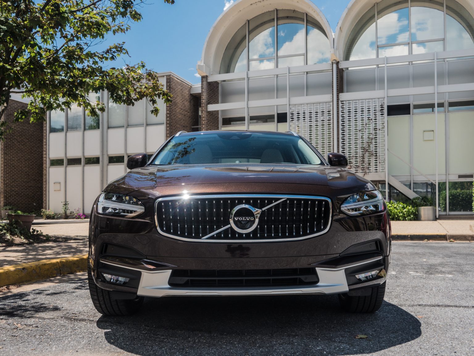 The 2017 Volvo V90 Cross Country, a brown station wagon for the 21st ...