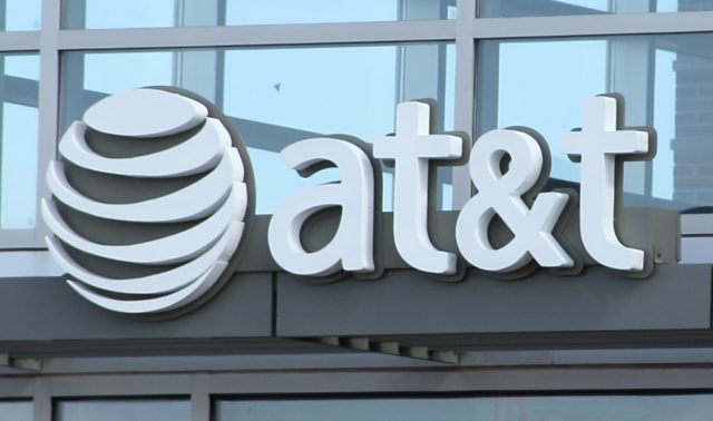 AT&T suffers another blow in court over throttling of “unlimited” data ...