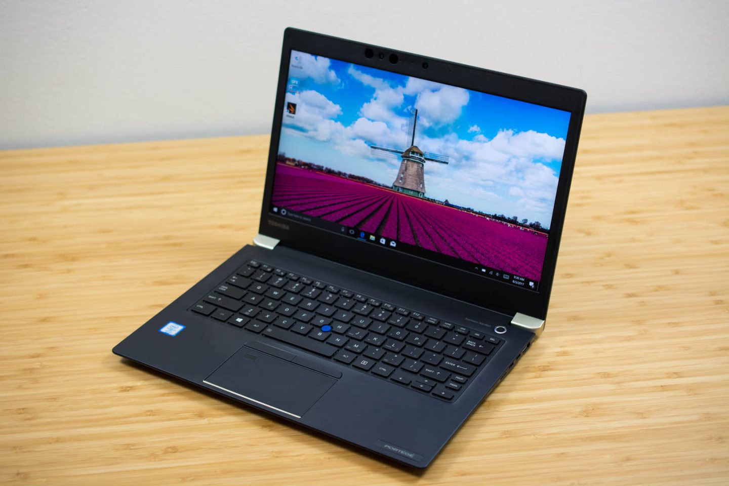 Toshiba Portégé x30 review: What can work laptops learn from consumer ...