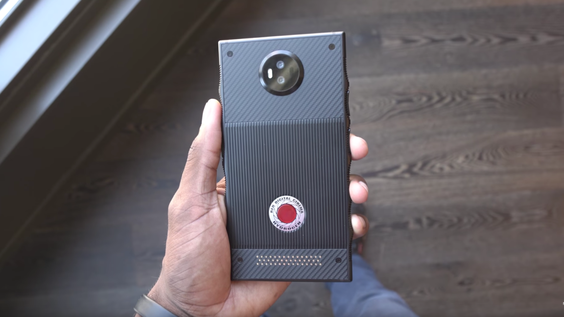 Red Hydrogen phone gets a video preview: It’s big—very big - Ars Technica