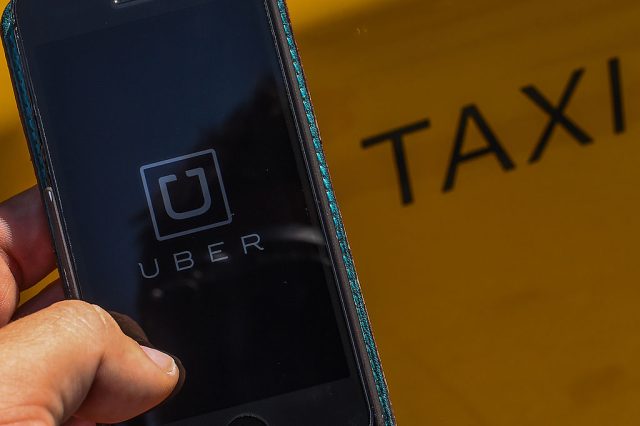 Uber to stop tracking customers after ride is over - Ars Technica