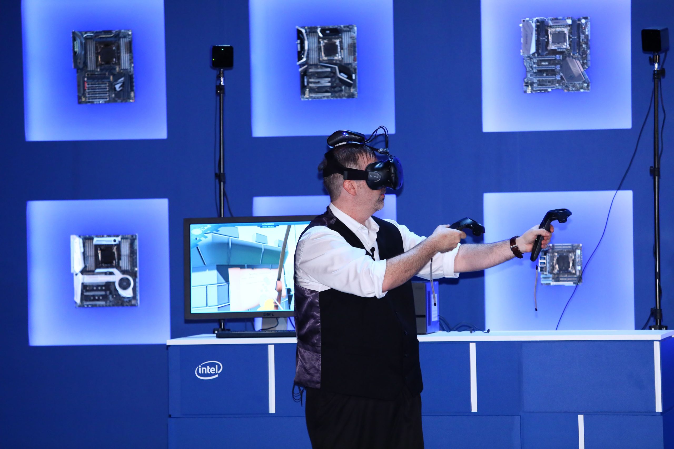 Intel to stop making WiGig cards for laptops but still pushing 60GHz ...