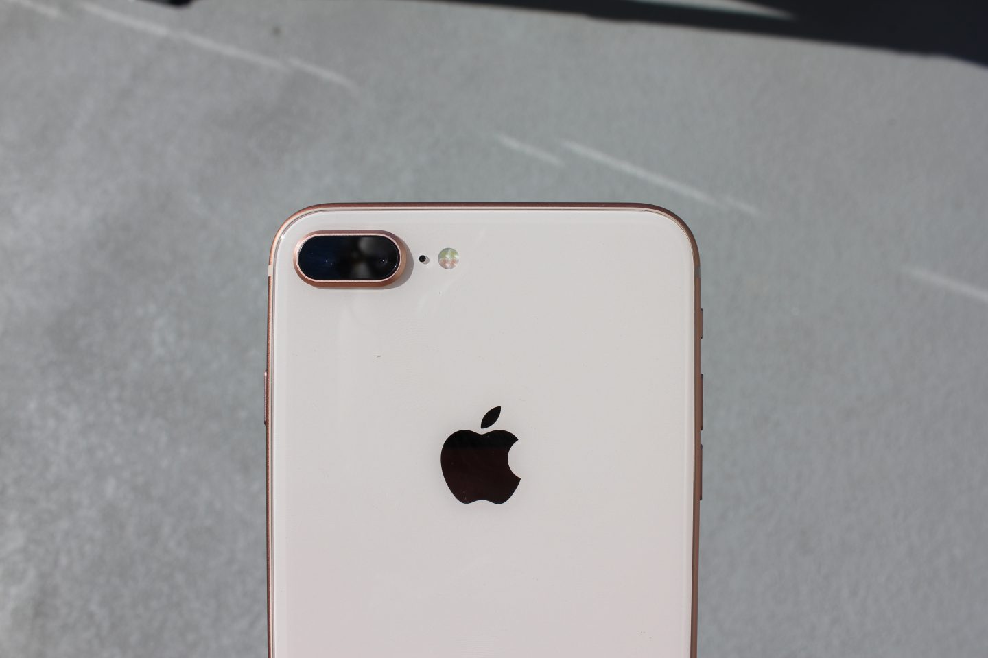 iPhone 8 and 8 Plus review: The curious case of the time-traveling ...