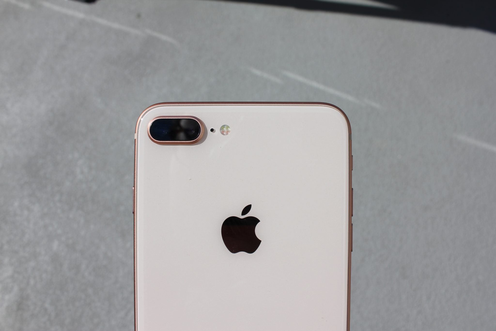 iPhone 8 and 8 Plus review: The curious case of the time-traveling ...