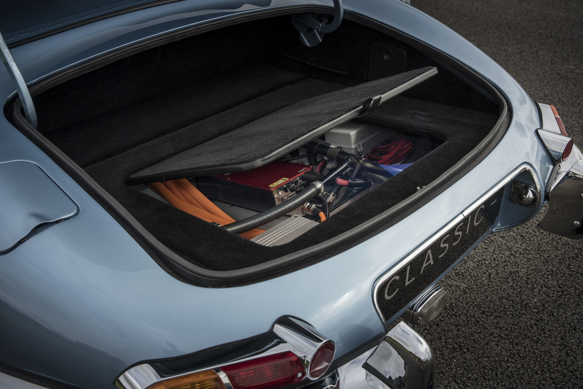 Jaguar has restored this old E-type with an electric upgrade - Ars Technica