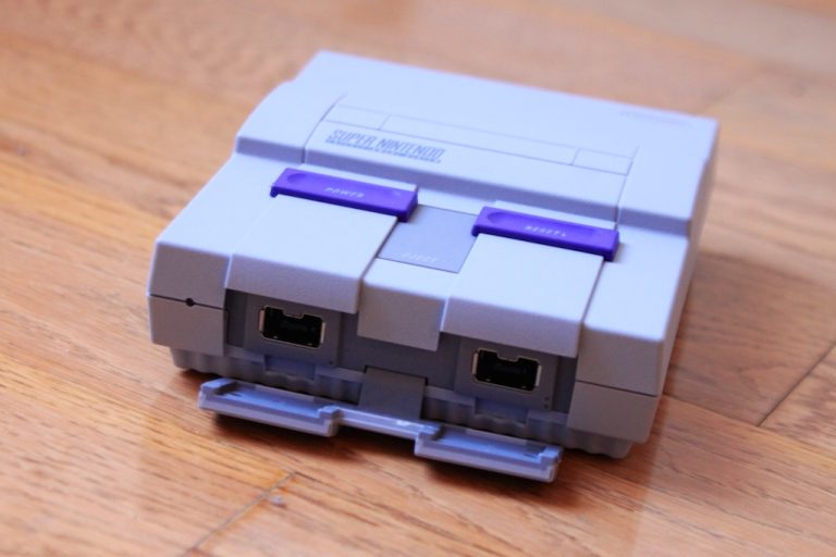 Everything you need to know about the Super NES Classic Edition - Ars ...