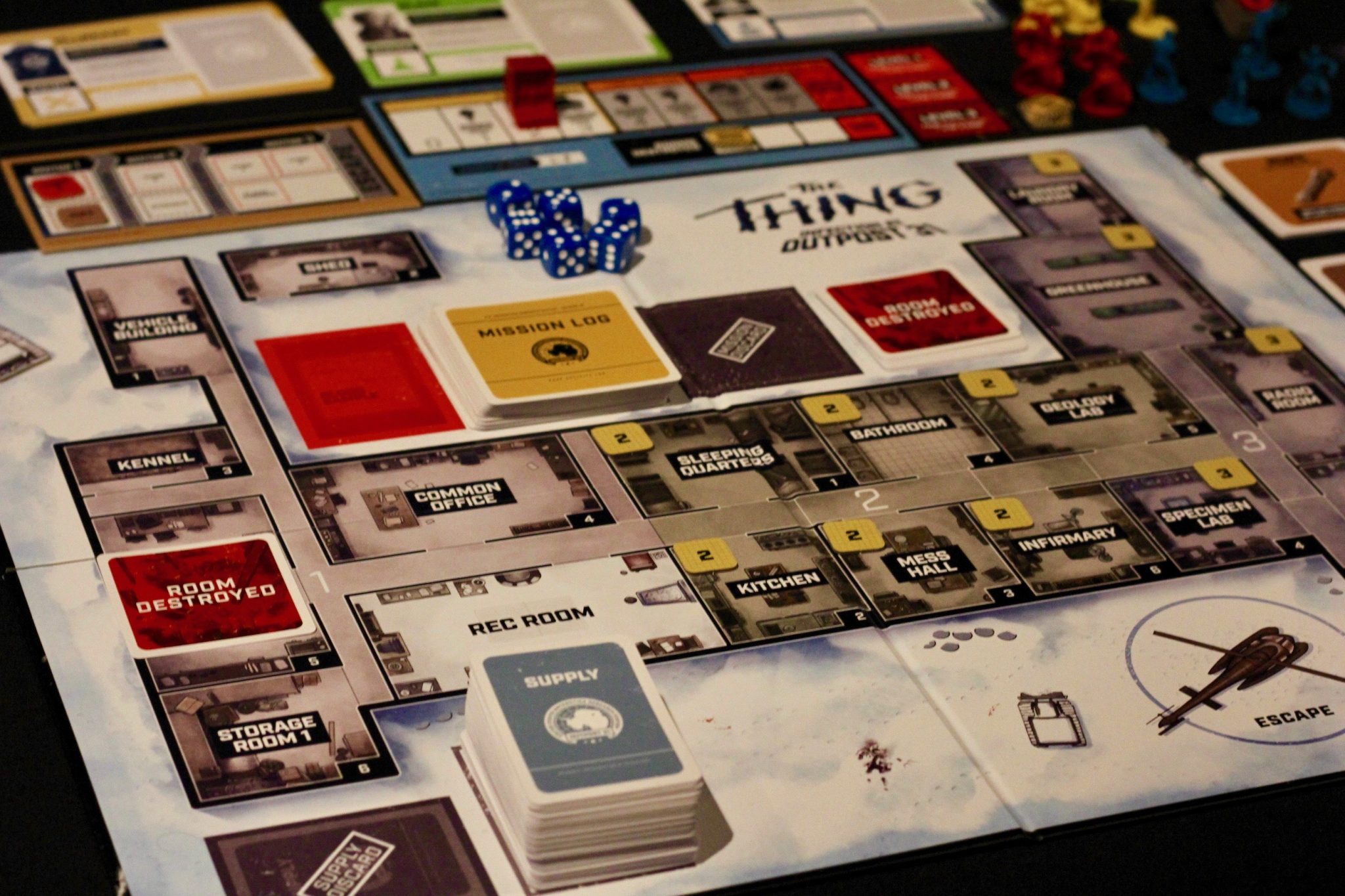 Lies, infection, and shapeshifting in new The Thing board game - Ars ...