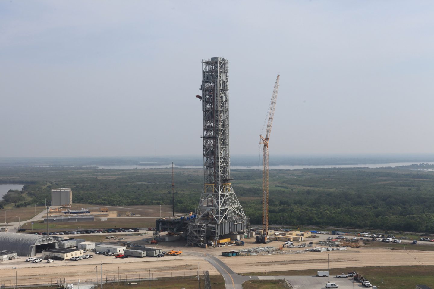 NASA spends $1 billion for a launch tower that leans, may only be used ...