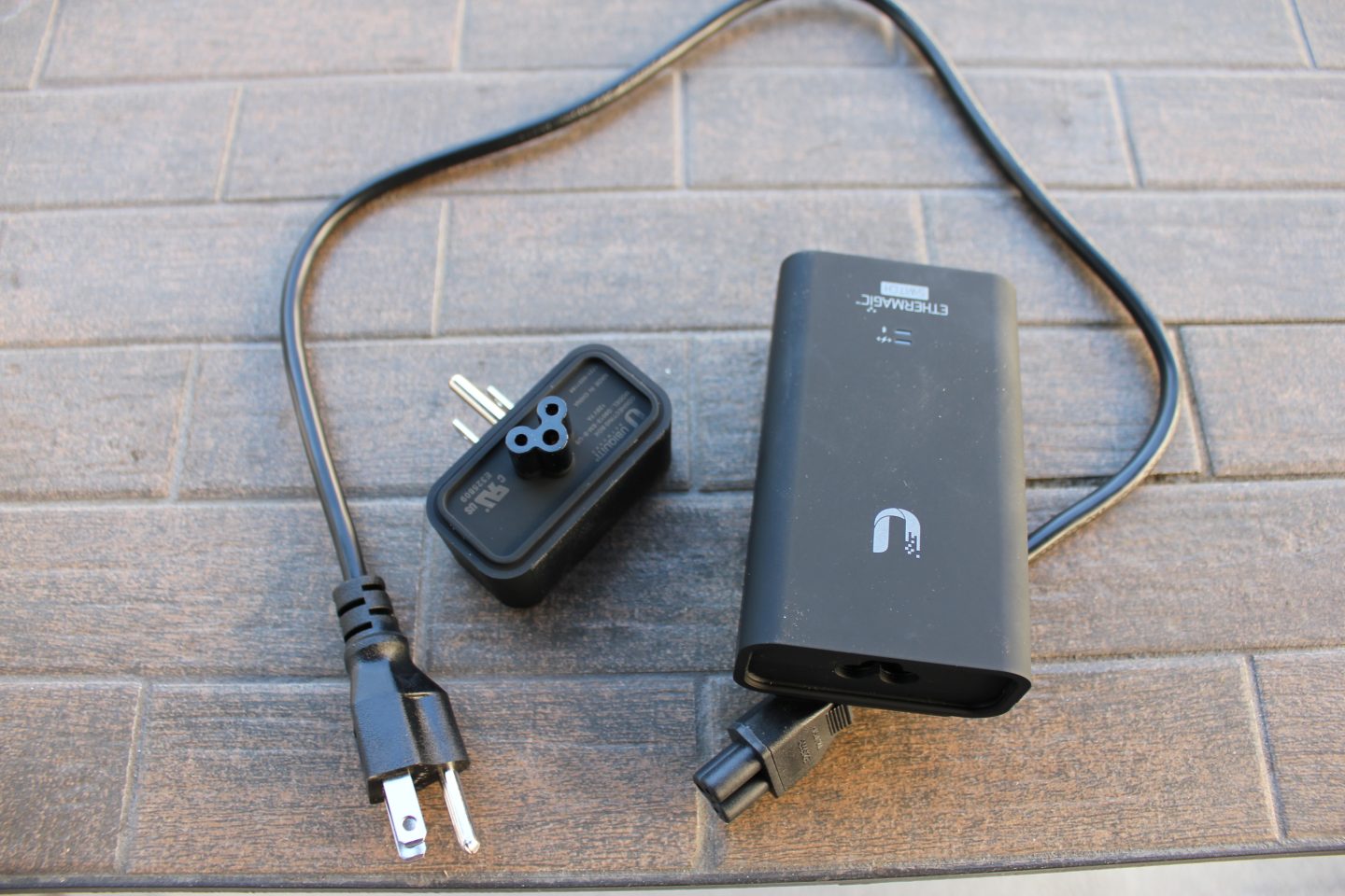 Can a new powerline kit solve an urban apartment dweller’s Wi-Fi woes ...