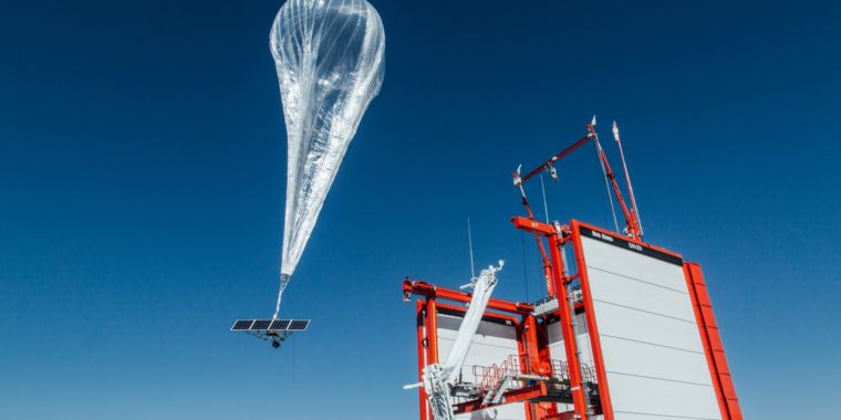Balloon navigation breakthrough helps extend cell service in Puerto ...