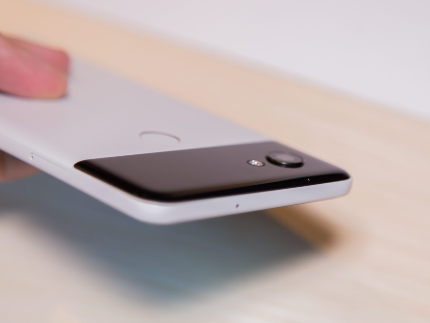 Hands-on with the Pixel 2 and 2 XL: One’s nice, one’s not - Ars Technica