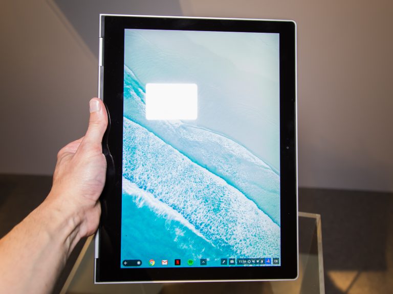 Google Pixelbook hands-on: Stunning hardware with the usual limited OS ...
