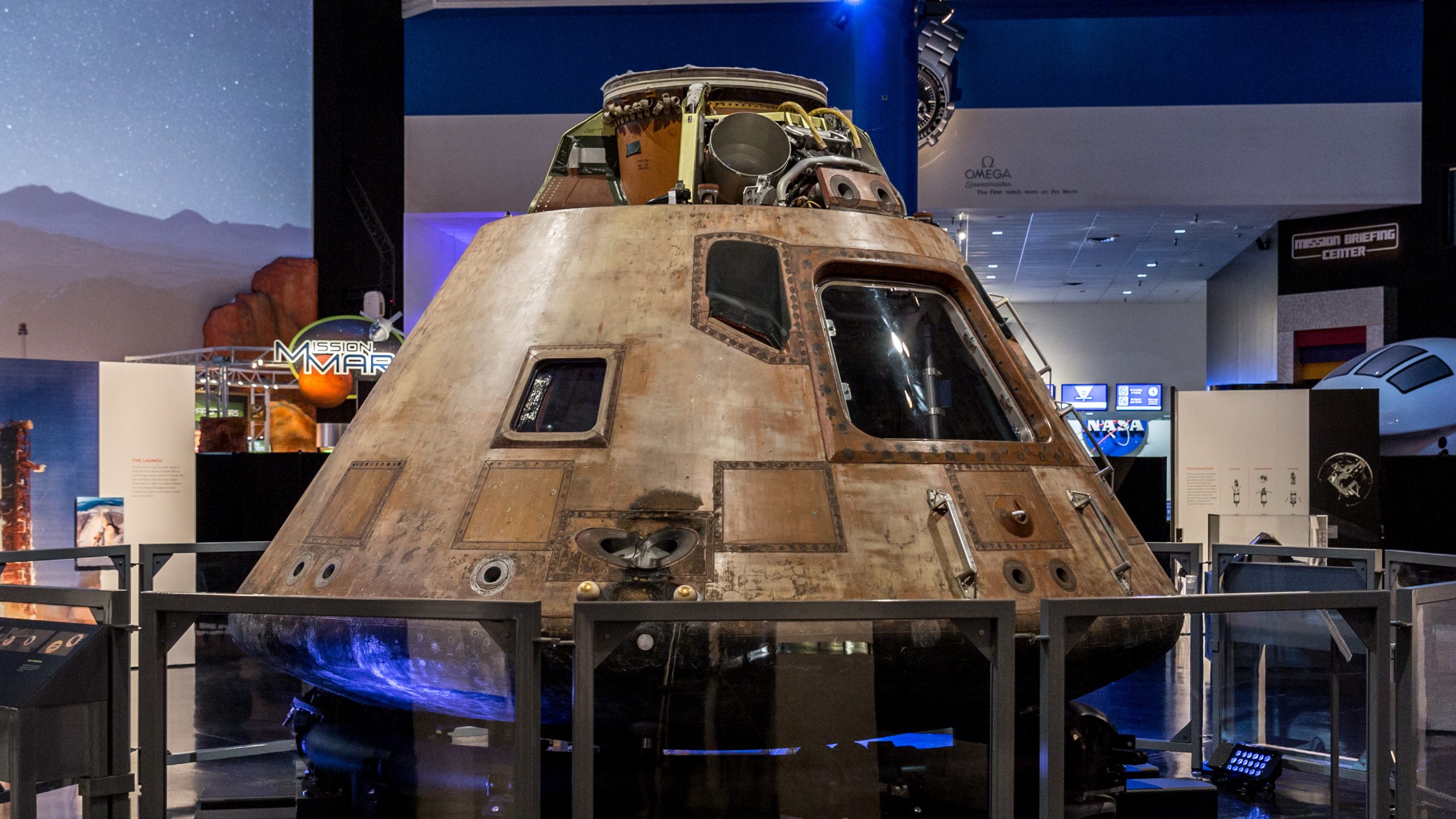 50 years later, the Apollo 11 command module still dazzles - Ars Technica