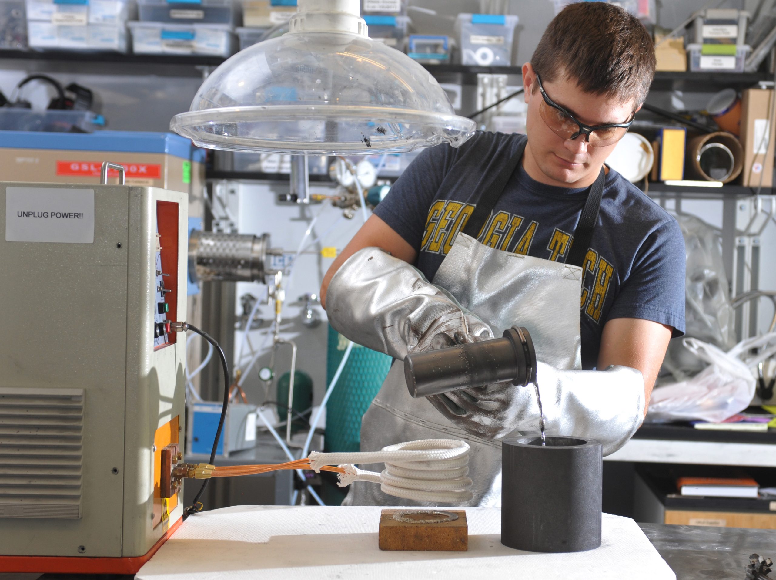 Pumping liquid metal at 1,400°C opens the door for better solar thermal ...