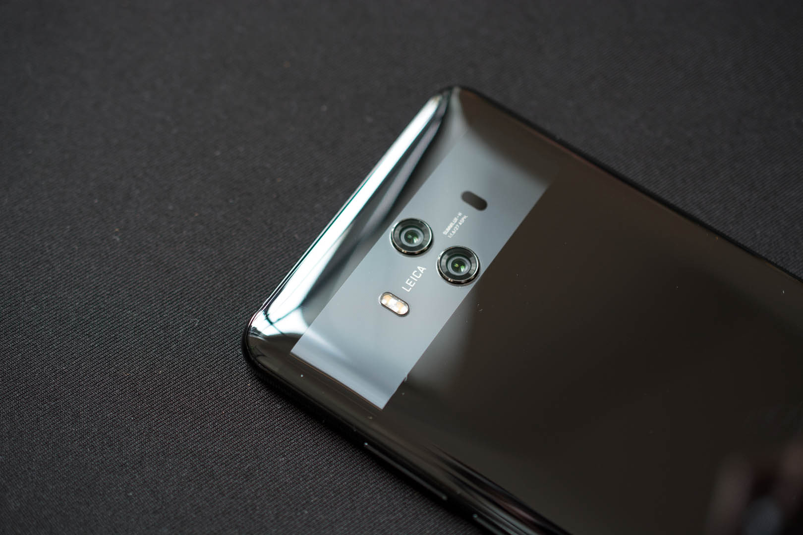 Huawei’s Mate 10 blends AI into every part of the smartphone experience ...