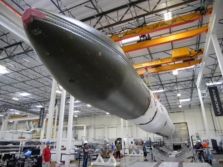 Saudi Arabia invests $1 billion in Richard Branson’s space plane and ...