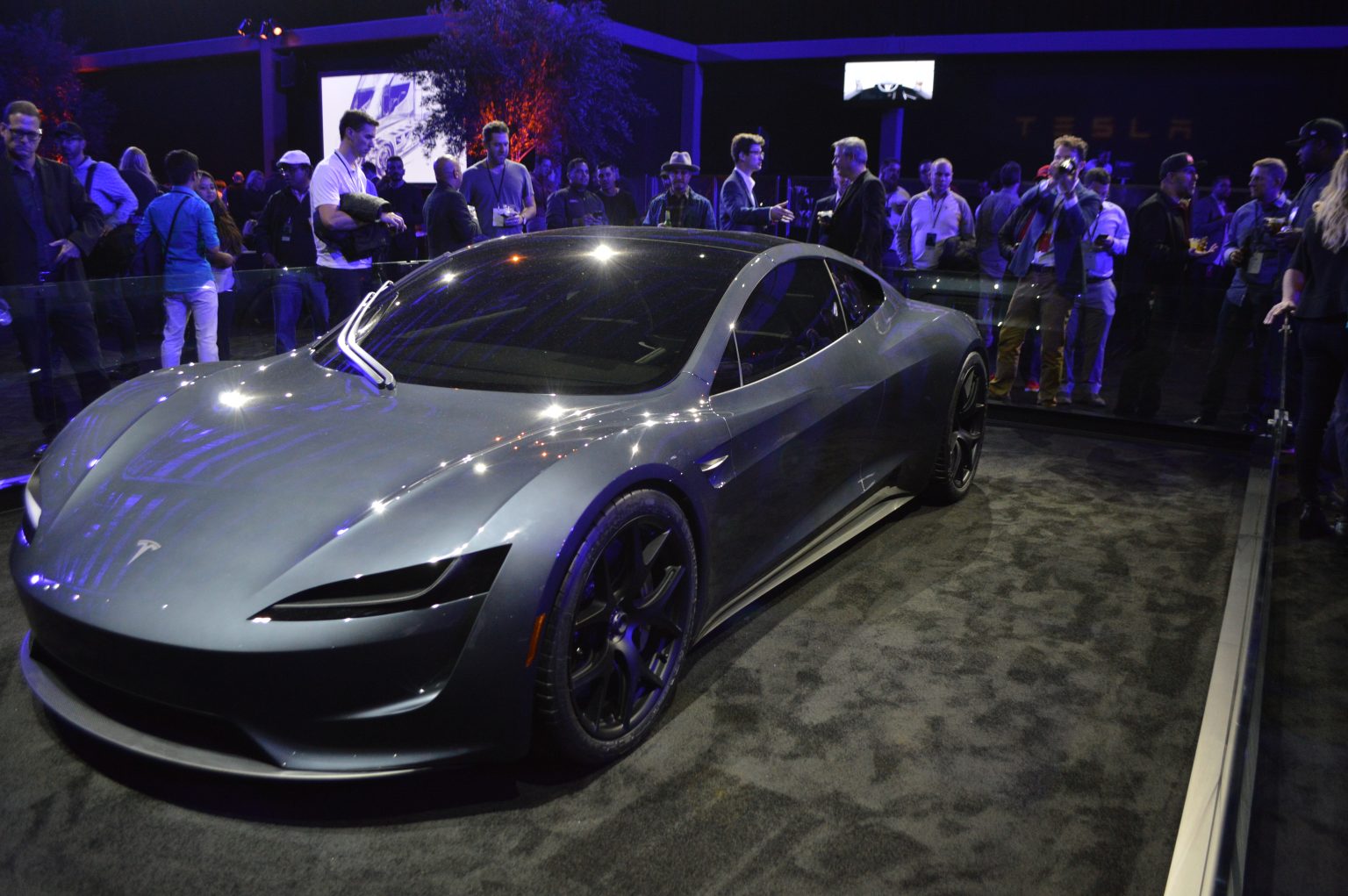 Tesla promises a new wicked-fast $200,000 Roadster - Ars Technica