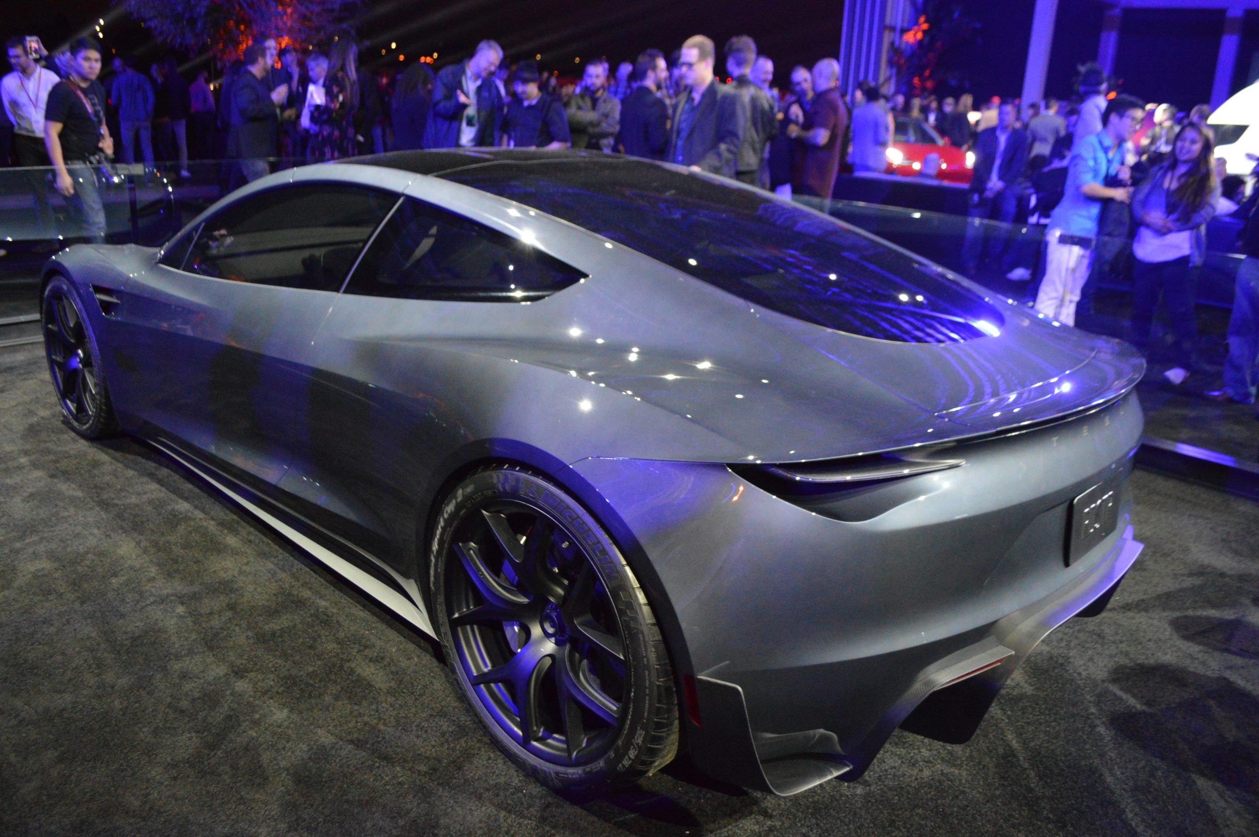 Tesla promises a new wicked-fast $200,000 Roadster - Ars Technica