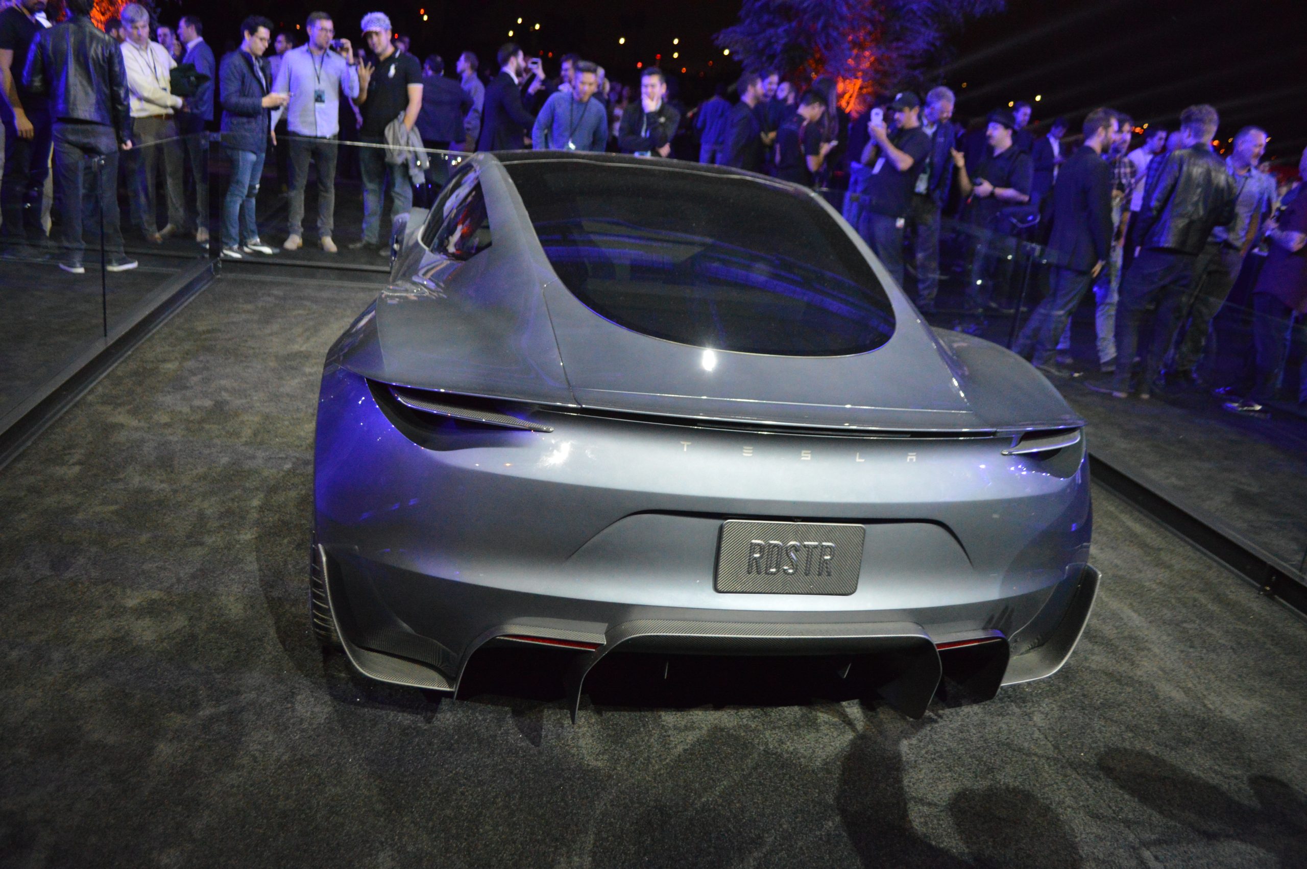 Tesla promises a new wicked-fast $200,000 Roadster - Ars Technica