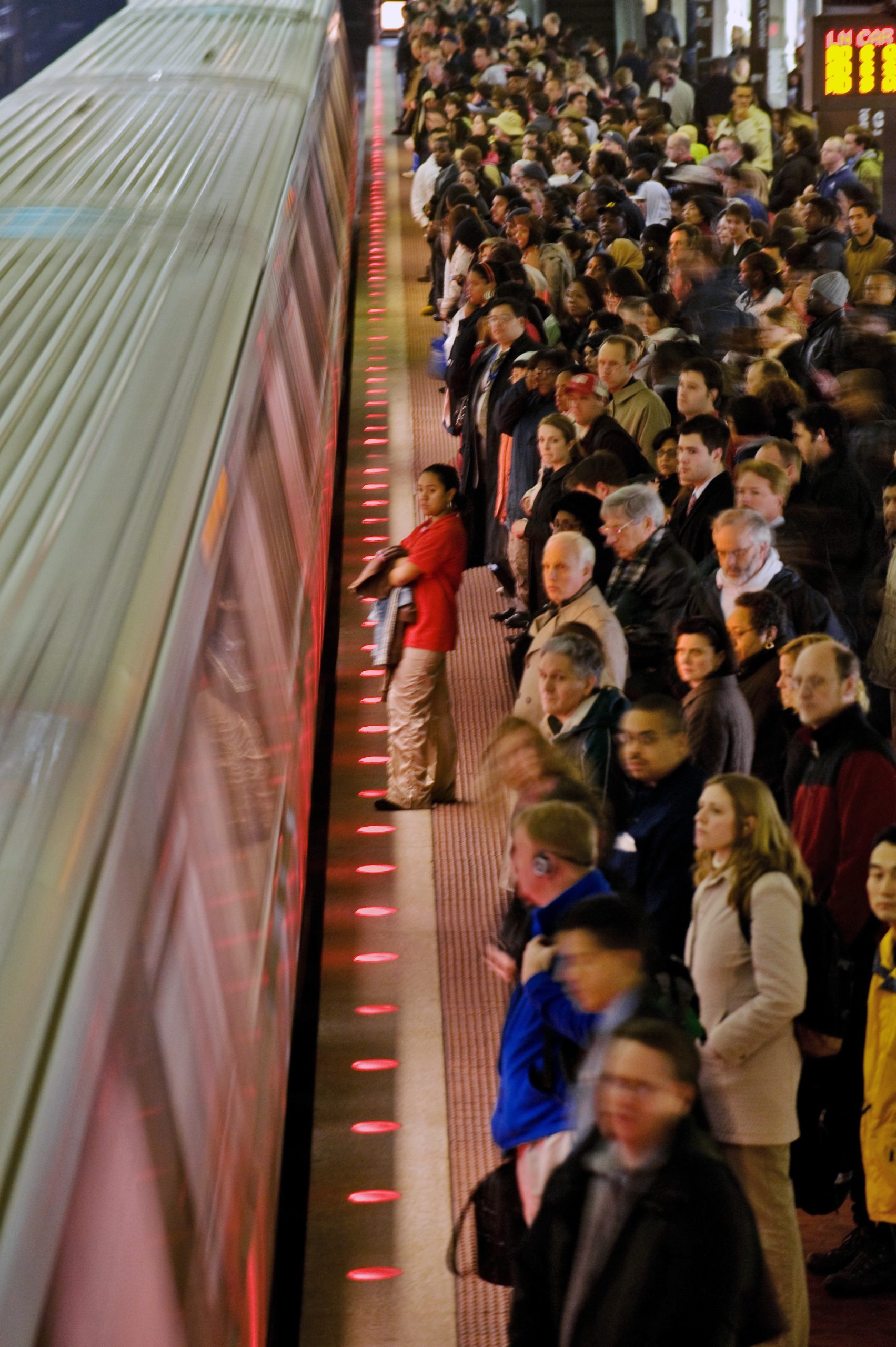 Hairy situation: DC’s rail system may be taken down by human shedding ...