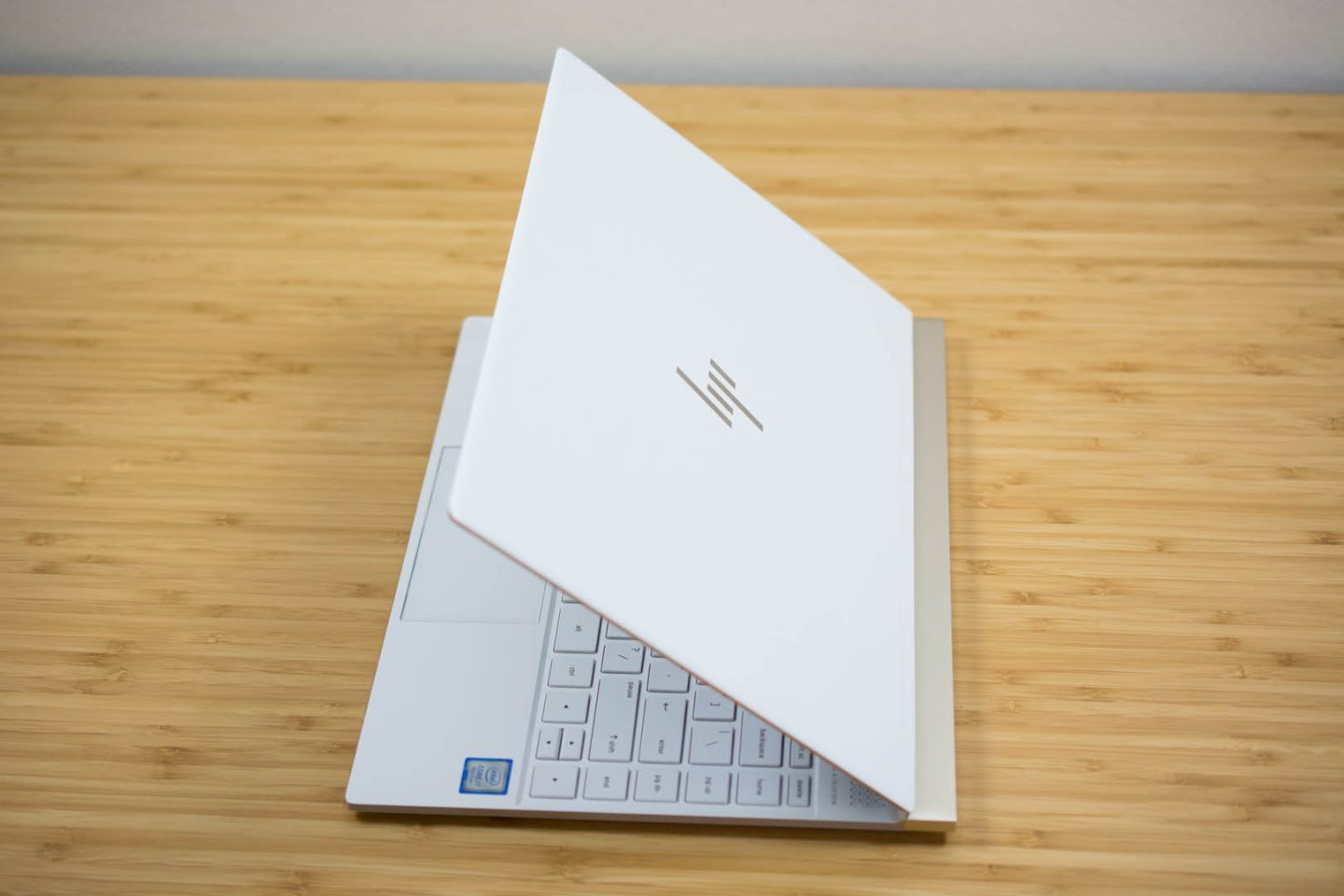 HP Spectre 13 2017 review: A killer laptop, now touch-friendly - Ars ...