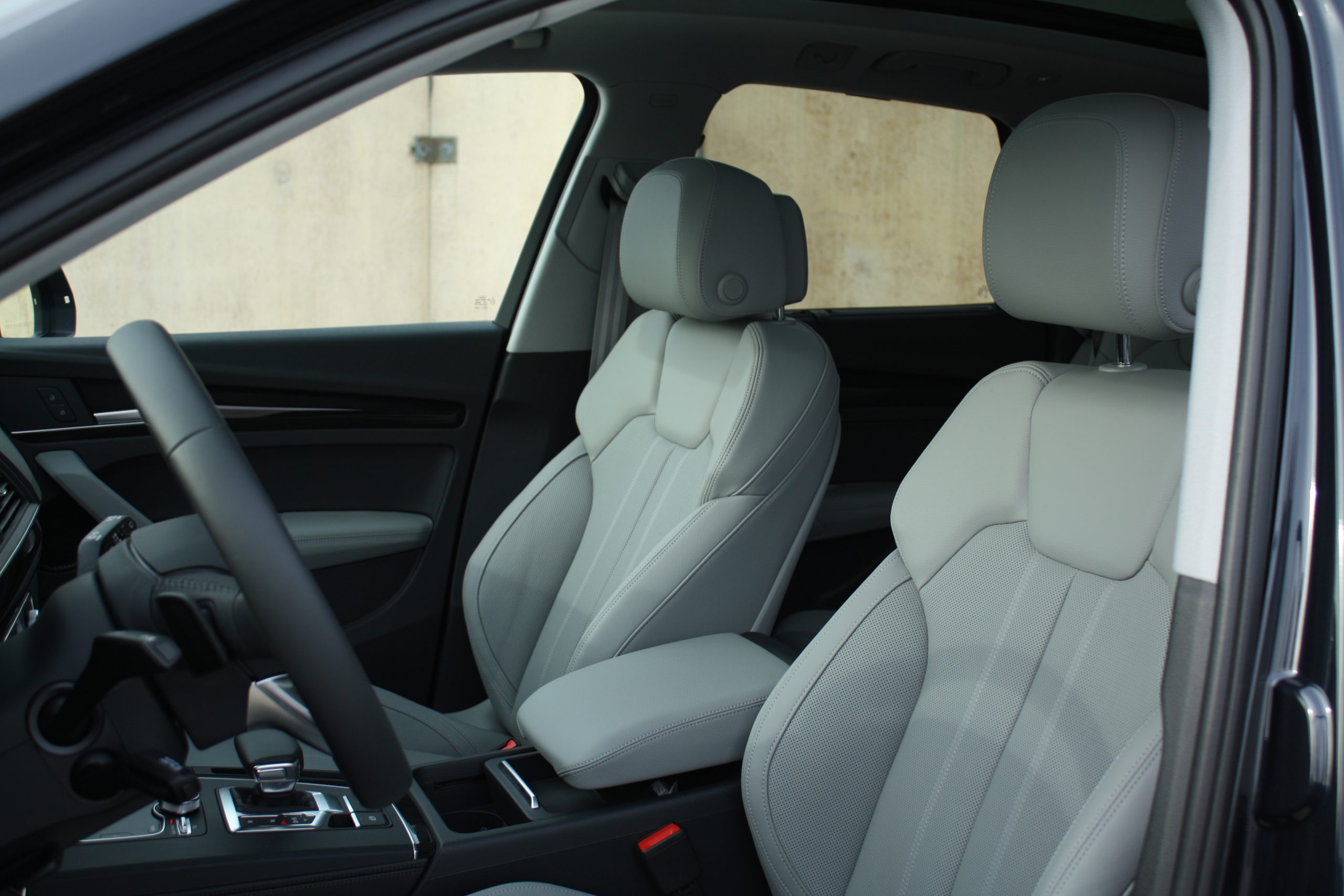 A sea of calm behind the wheel: The 2018 Audi Q5, reviewed - Ars Technica