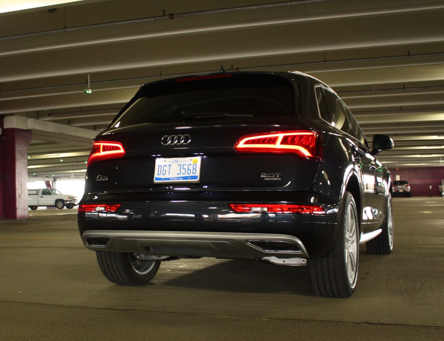 A sea of calm behind the wheel: The 2018 Audi Q5, reviewed - Ars Technica