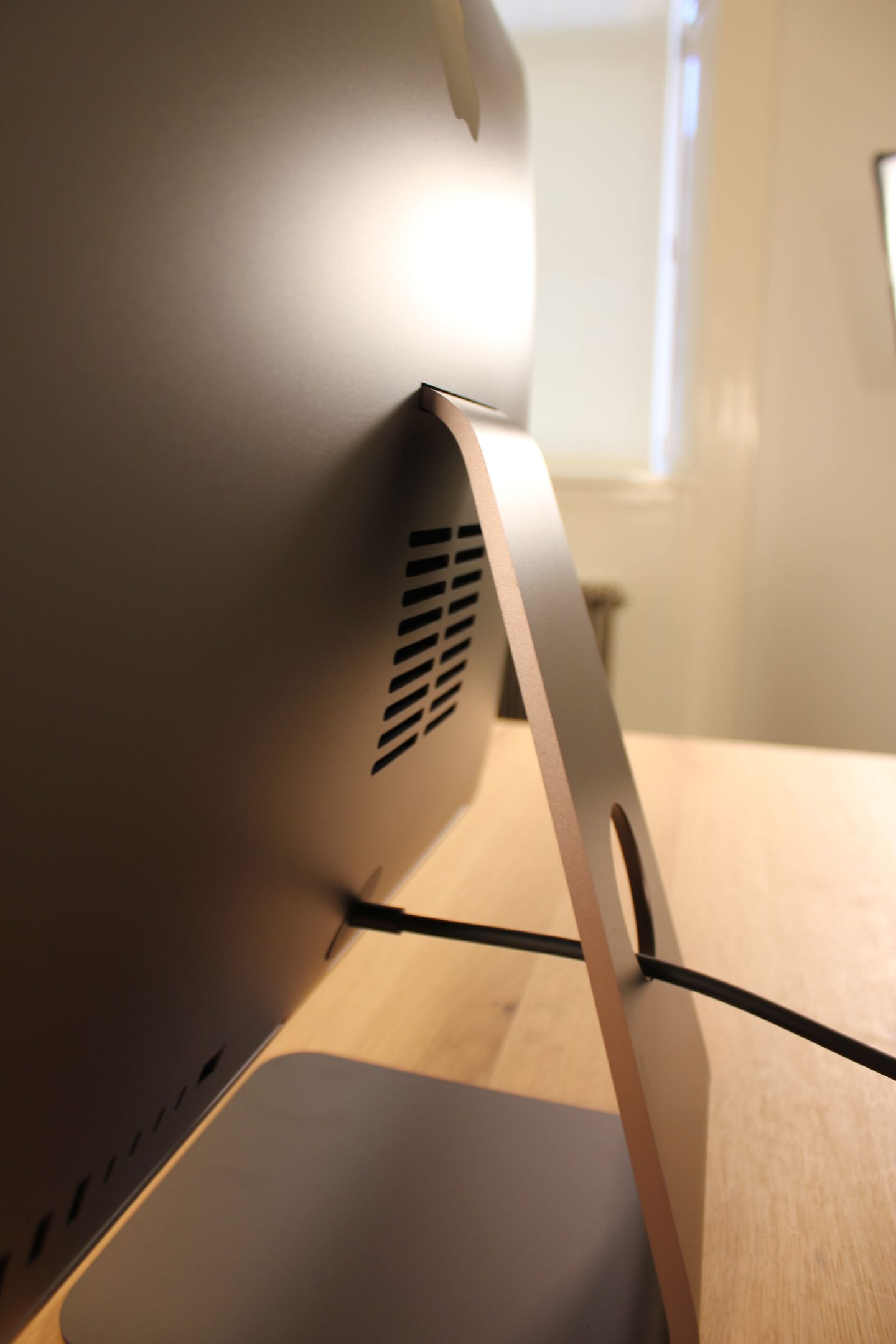 iMac Pro teardown reveals what you can upgrade and what you can’t - Ars ...