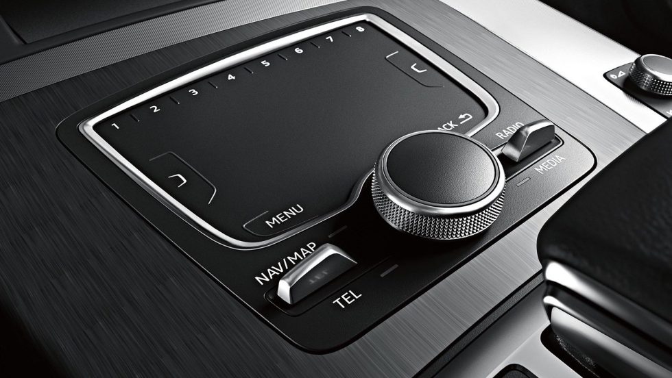 A sea of calm behind the wheel: The 2018 Audi Q5, reviewed - Ars Technica