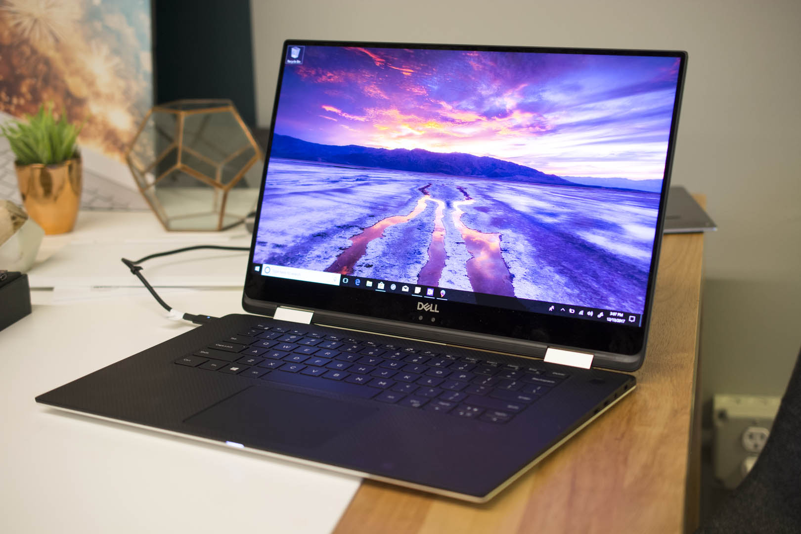 Dell’s XPS 15 gets the 2-in-1 treatment, plus Radeon RX Vega graphics ...