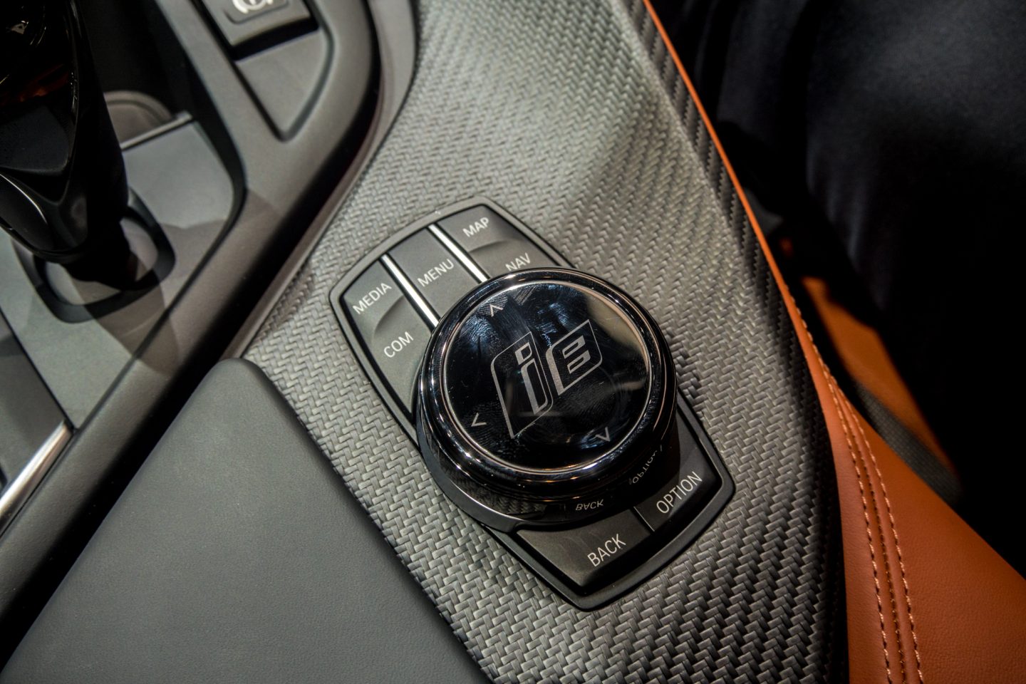 A little more power and a lot more battery for the BMW i8’s mid-life ...