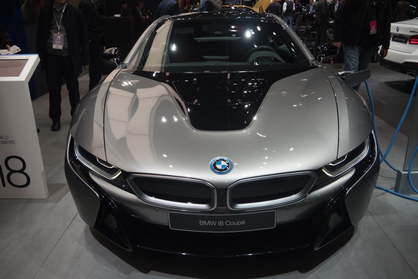 A little more power and a lot more battery for the BMW i8’s mid-life ...