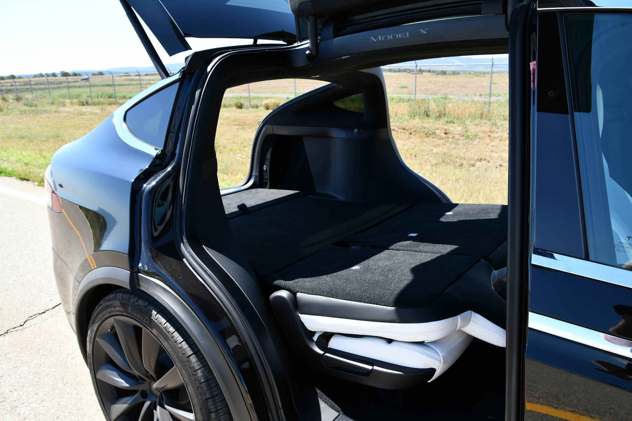 Tesla’s Model X: A lovely roadtripper with stiff daily driving ...