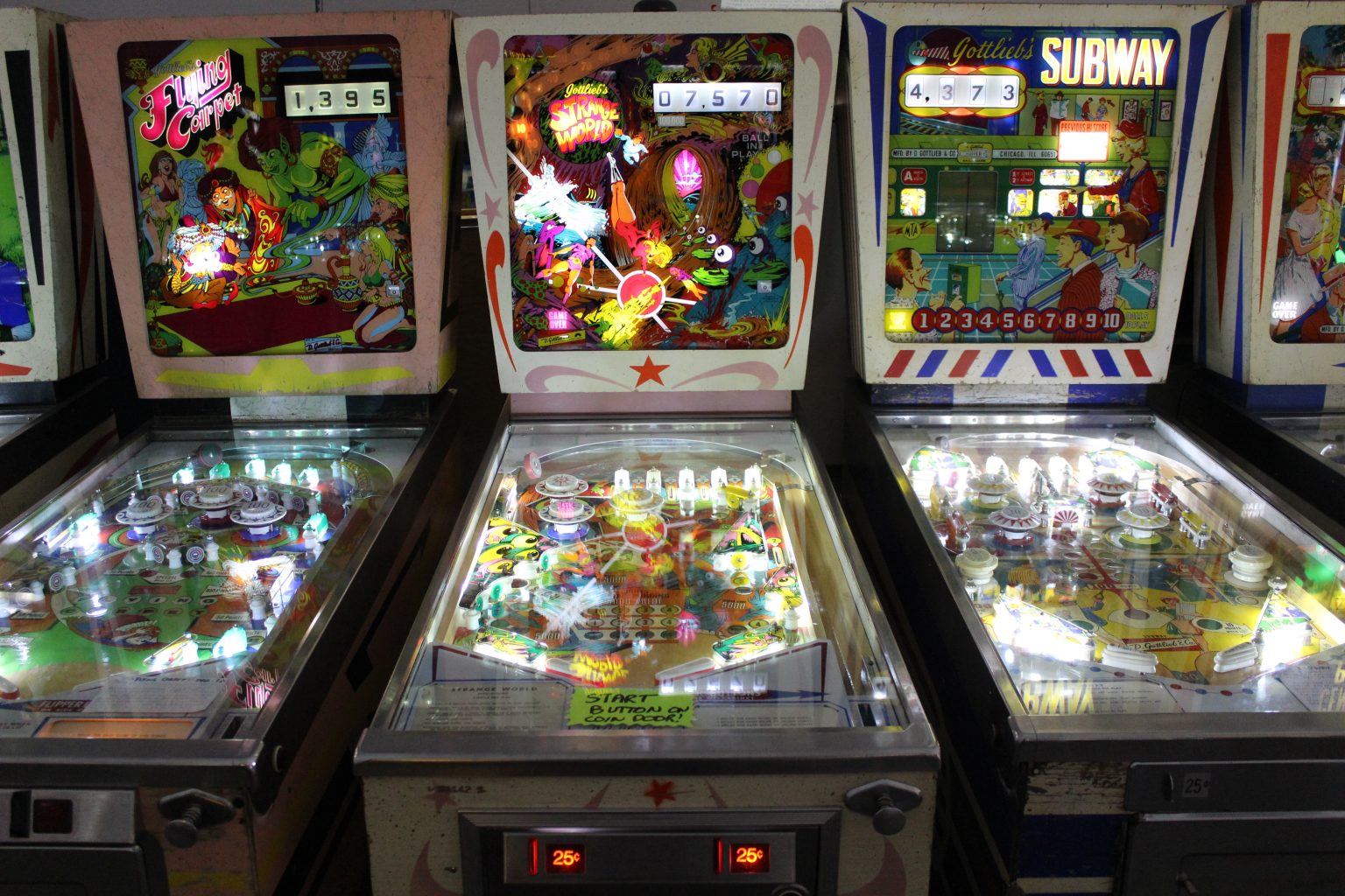 Fixing the past: The art of collecting pinball machines - Ars Technica