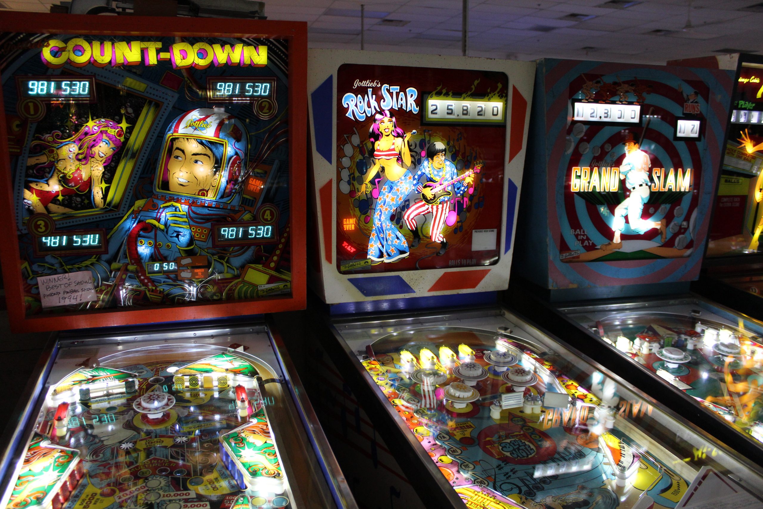 Fixing the past: The art of collecting pinball machines - Ars Technica