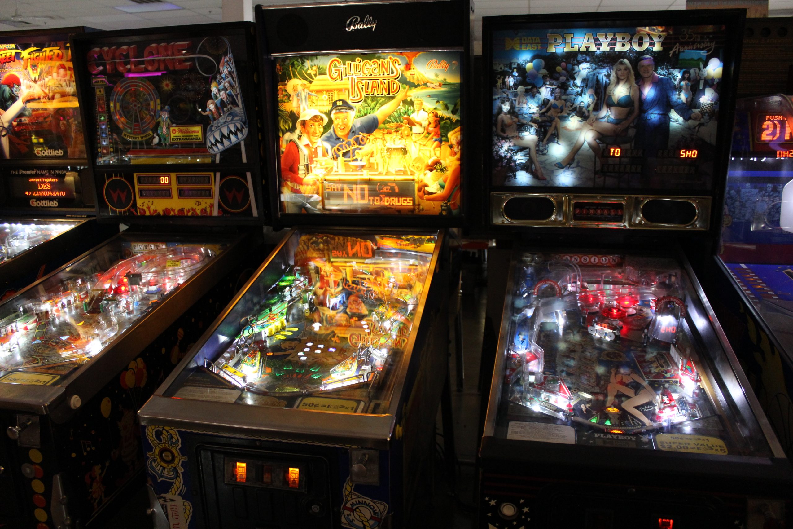 Fixing the past: The art of collecting pinball machines - Ars Technica