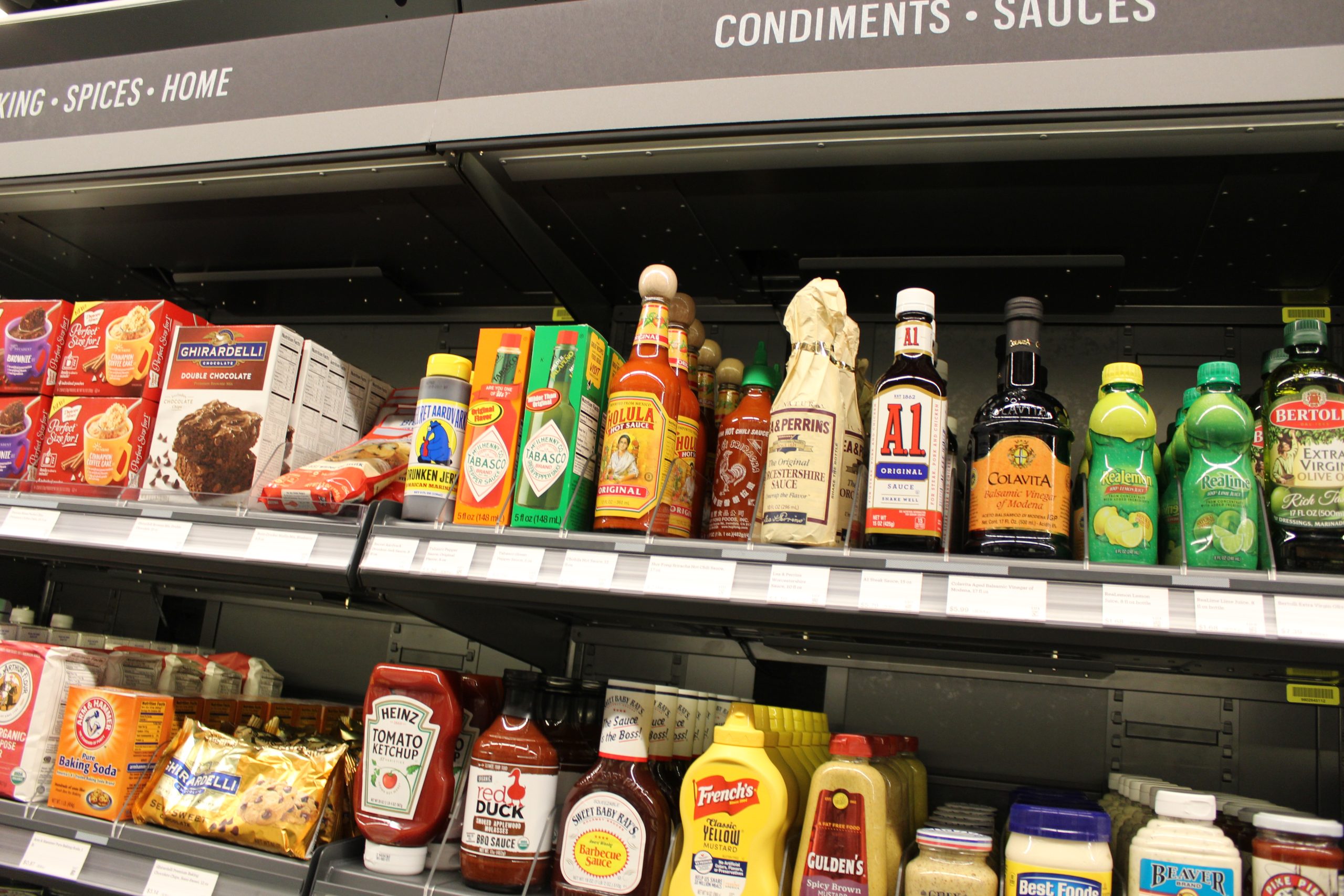 Amazon Go debuts, and its prying cameras foil our shoplifting attempts ...